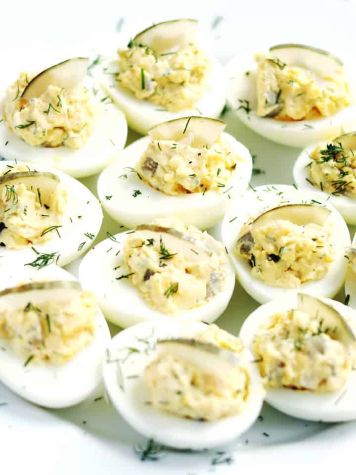 Easiest Caprese Salad (10 Minutes) - One Happy Dish