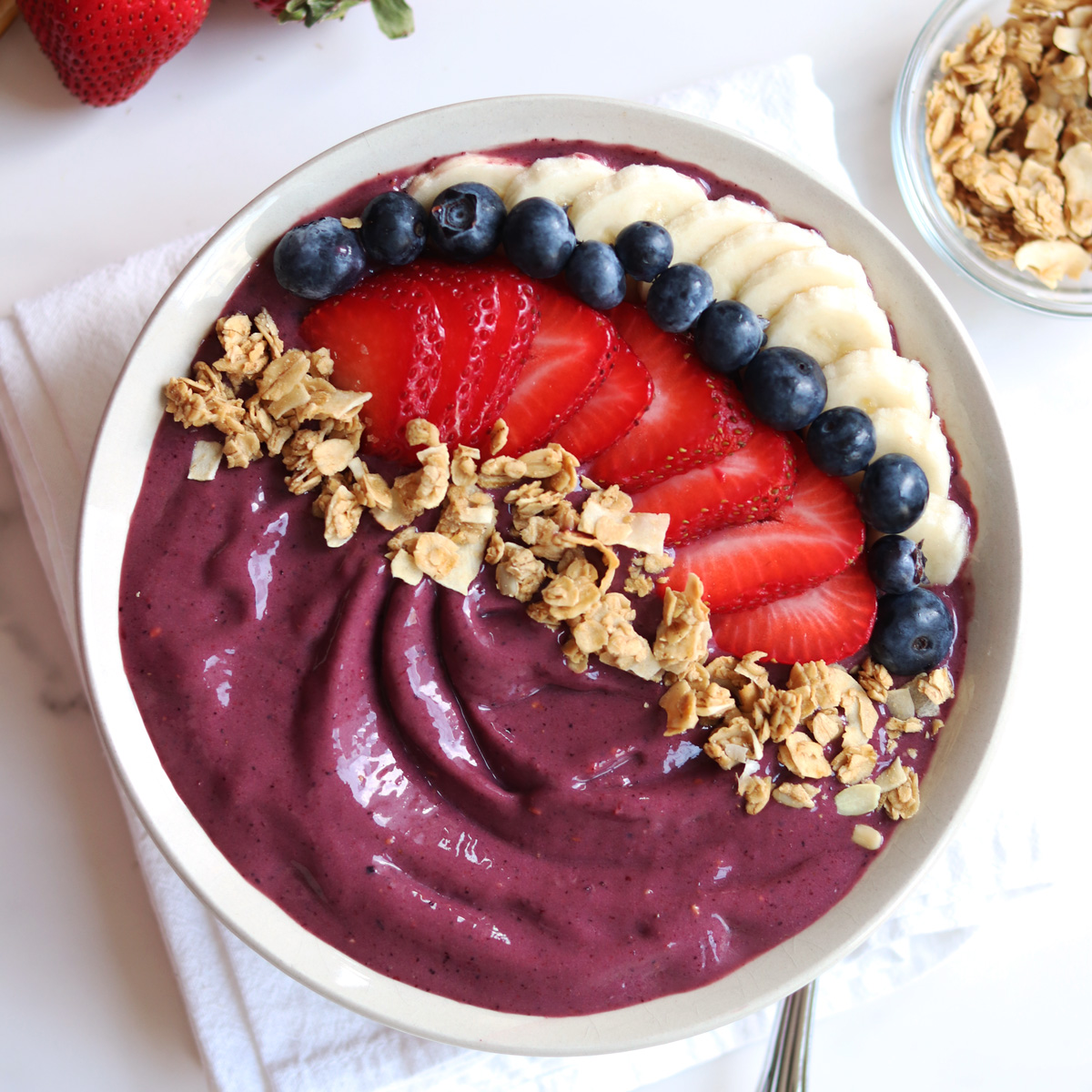 Easy Acai Bowl for One - One Happy Dish